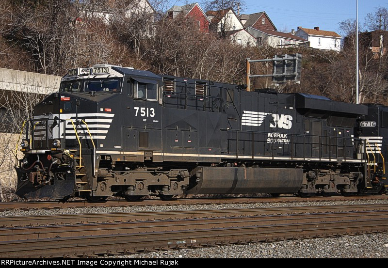 NS 7513